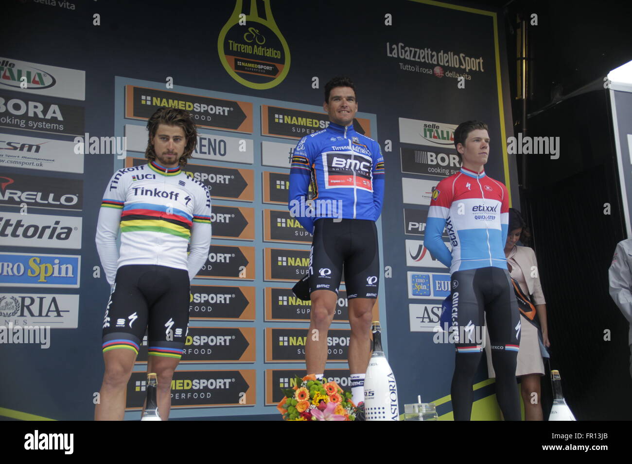 Sagan und jungels -Fotos und -Bildmaterial in hoher Auflösung – Alamy