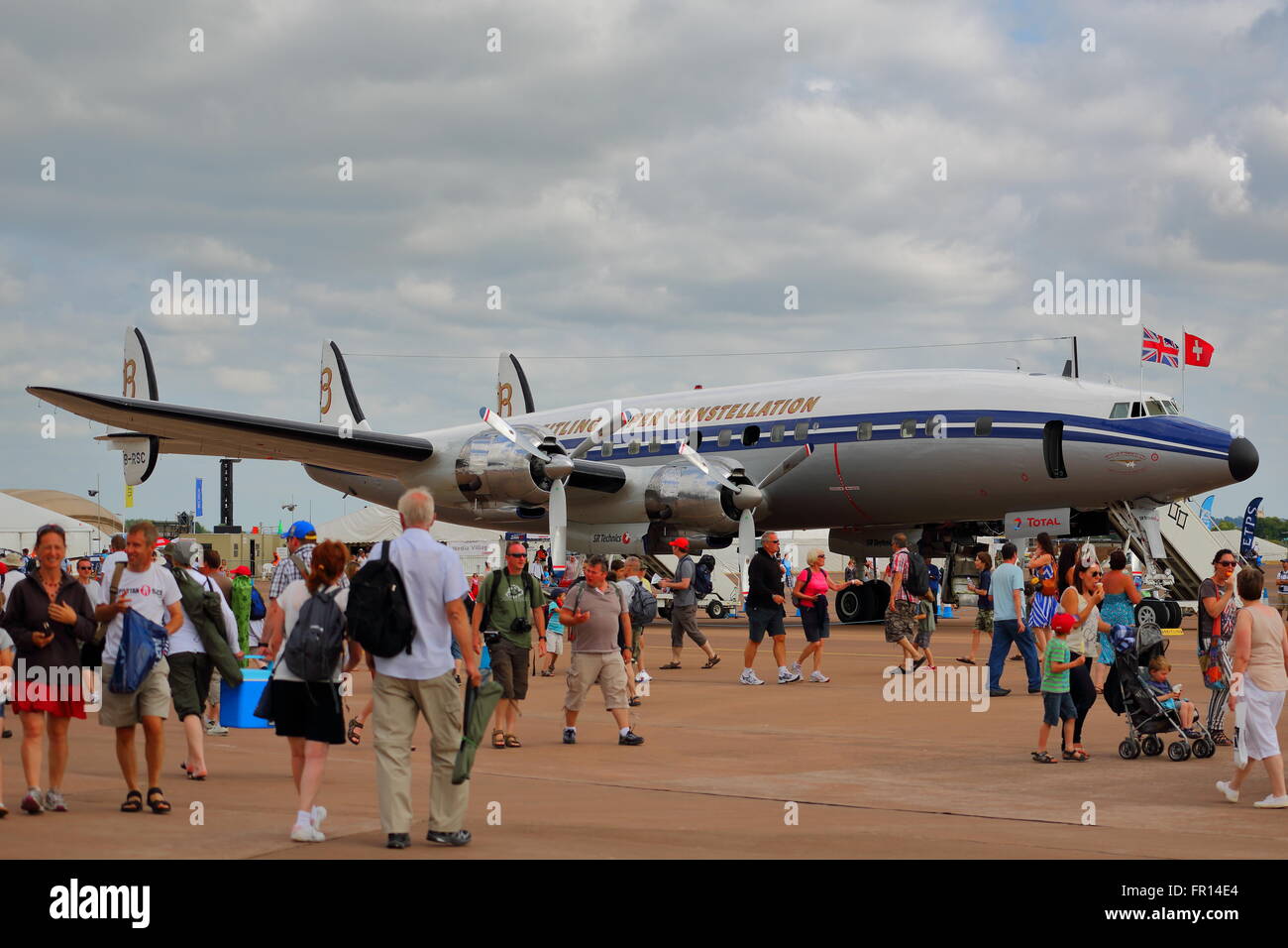 Breitling Lockheed 1049 Super Constellation HB-IRJ bei der RIAT Airshow ...