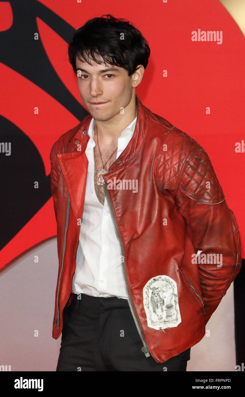 London, UK. Ezra Miller am europäischen Premiere von 'Batman V Superman ...