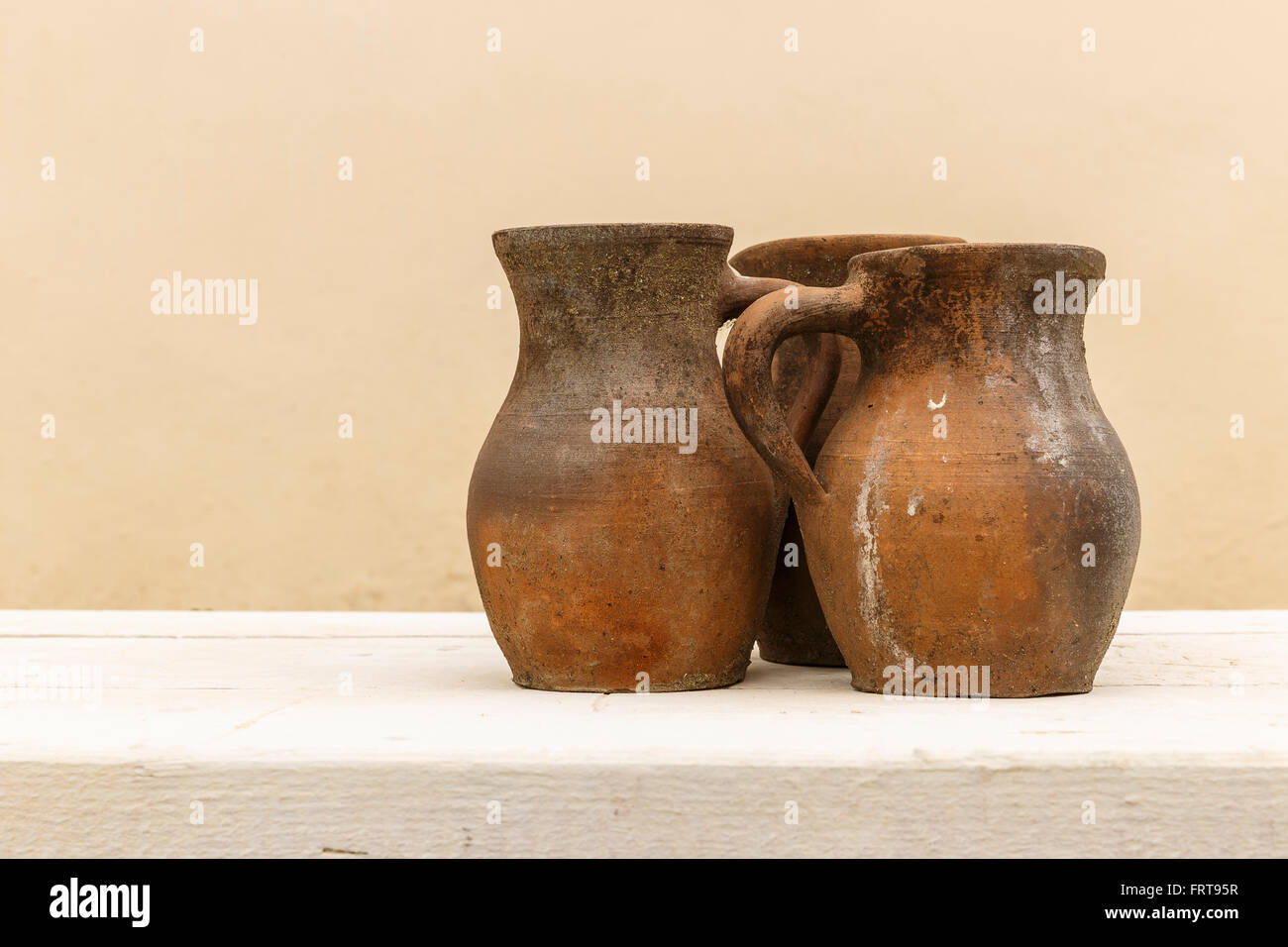 Alter tontopf -Fotos und -Bildmaterial in hoher Auflösung – Alamy