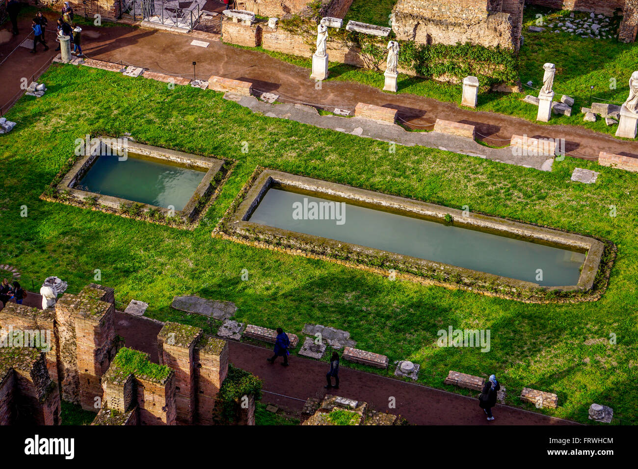 Haus der Vestalinnen (Atrium Vestae). Luftaufnahme. Das Forum Romanum ...