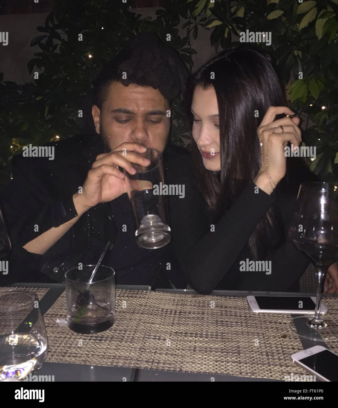 The weeknd and girlfriend bella hadid -Fotos und -Bildmaterial in hoher ...