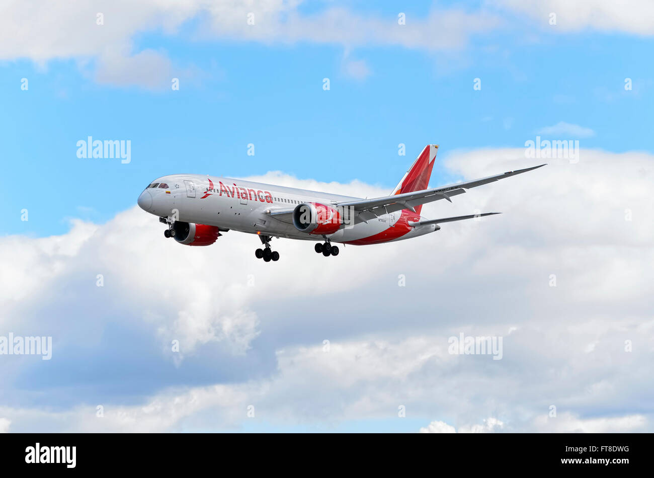 Boeing 787 Dreamliner Side View Stockfotos und -bilder Kaufen - Alamy