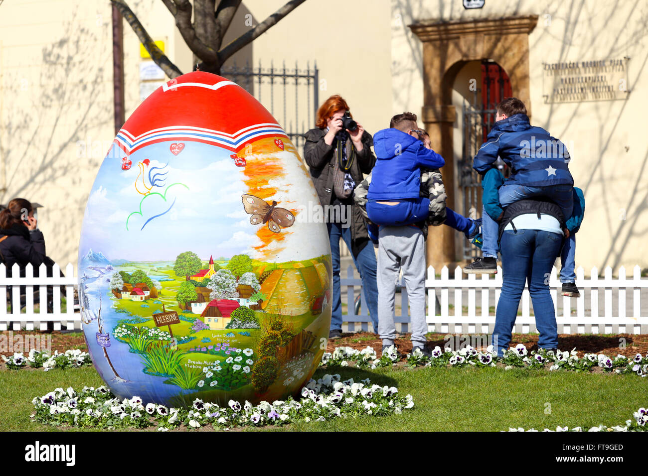 Naive malerei kroatien -Fotos und -Bildmaterial in hoher Auflösung – Alamy