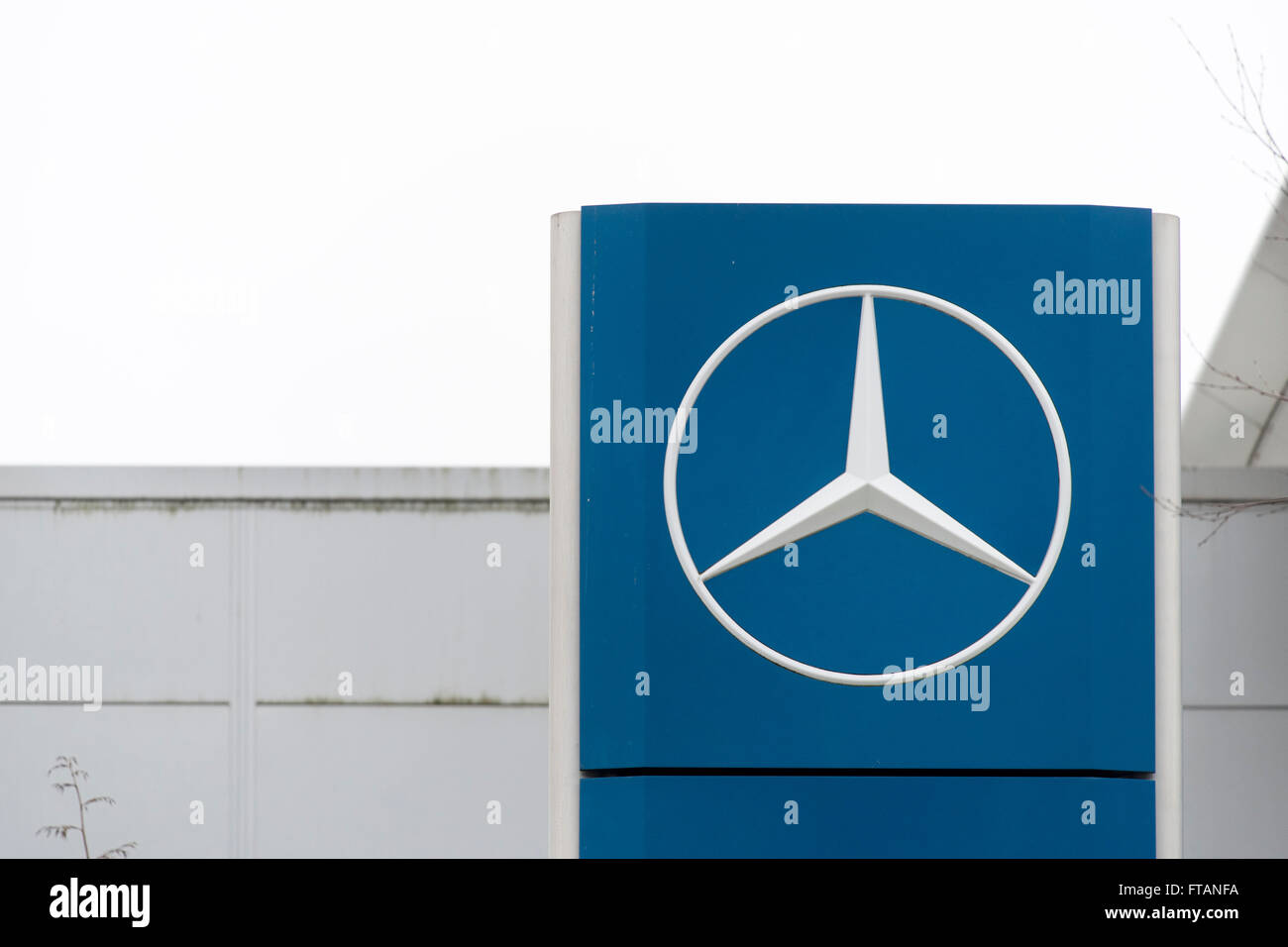 Mercedes Logo Stockfotos und -bilder Kaufen - Alamy