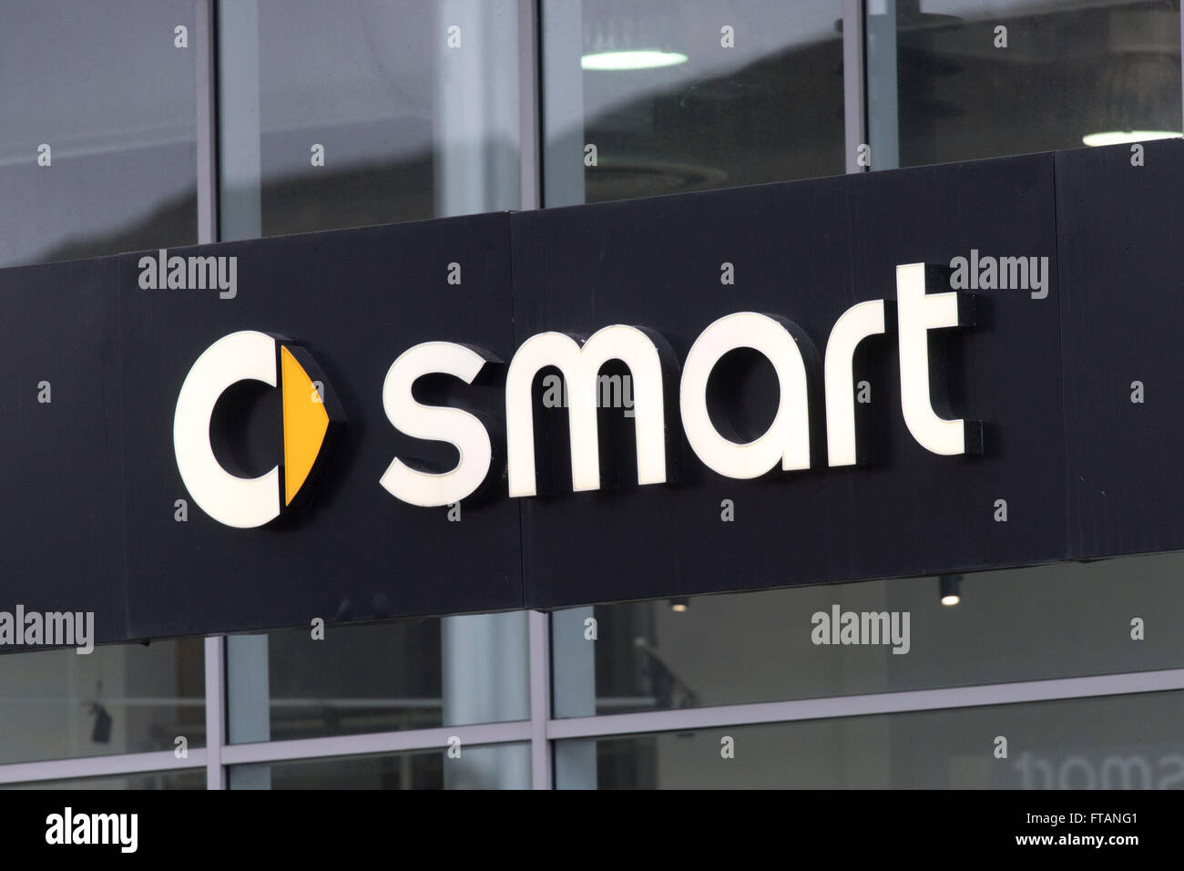 Logo autos marken -Fotos und -Bildmaterial in hoher Auflösung – Alamy