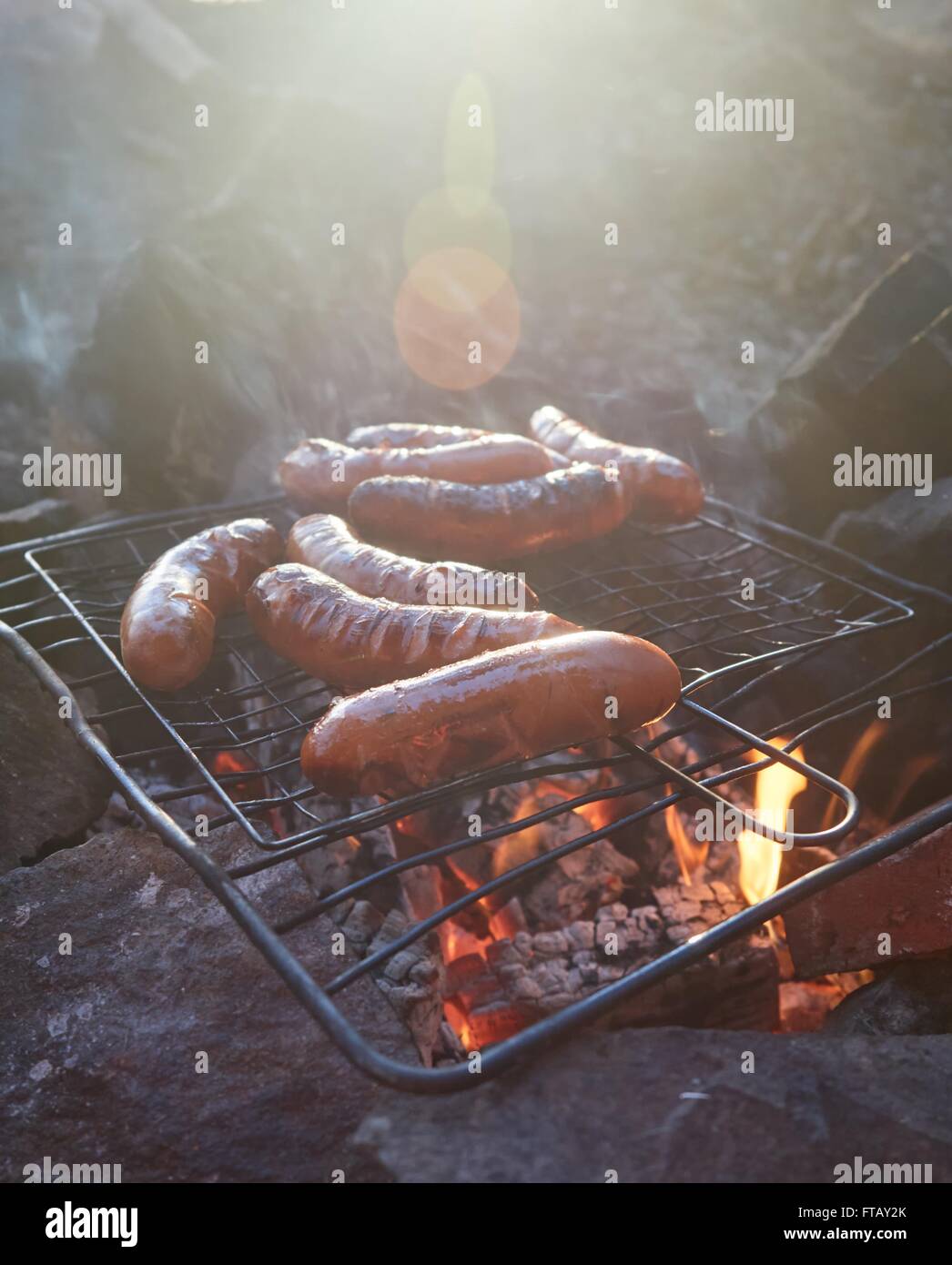 Mahlzeit Am Lagerfeuer