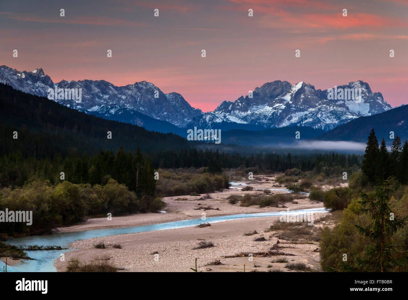 Isar shore -Fotos und -Bildmaterial in hoher Auflösung – Alamy