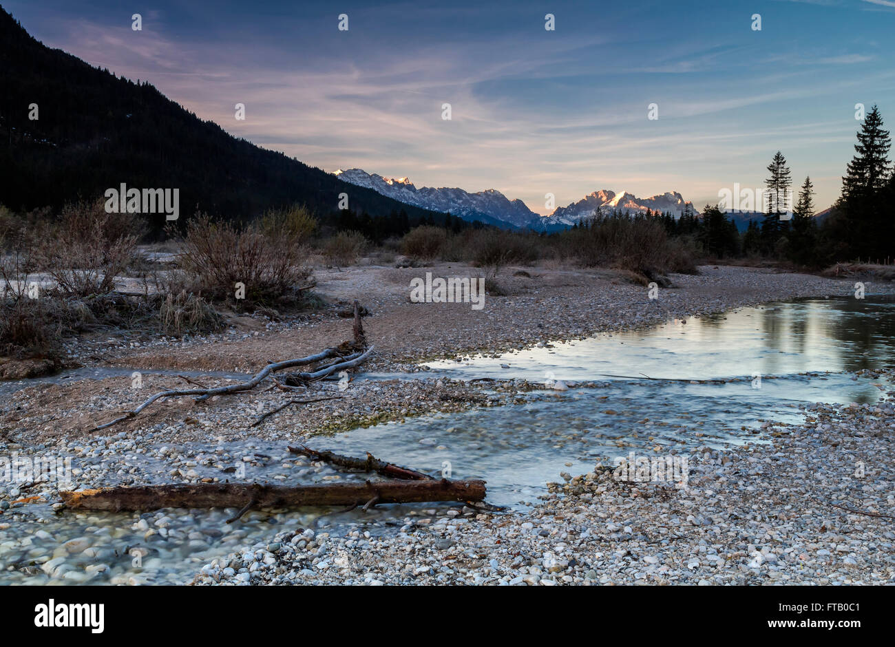 Wallgau isartal deutschland -Fotos und -Bildmaterial in hoher Auflösung ...