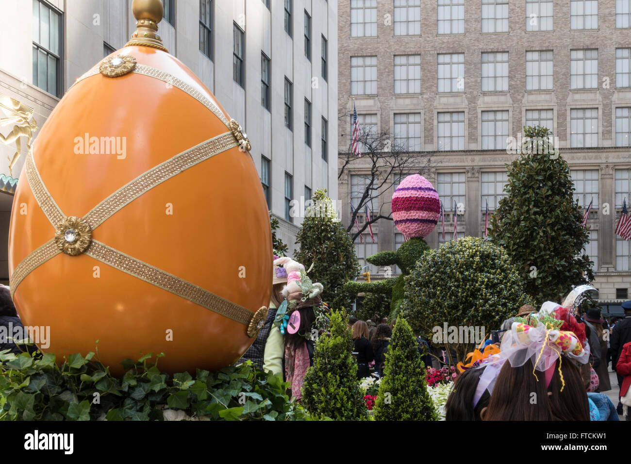 New York City, USA. 27. März 2016. Rockefeller Center Promenade ist ein ...
