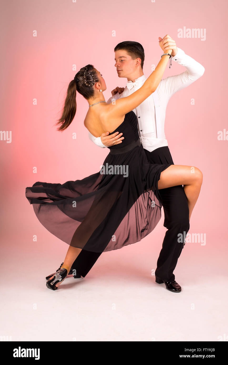 Tango tanzschritte -Fotos und -Bildmaterial in hoher Auflösung – Alamy