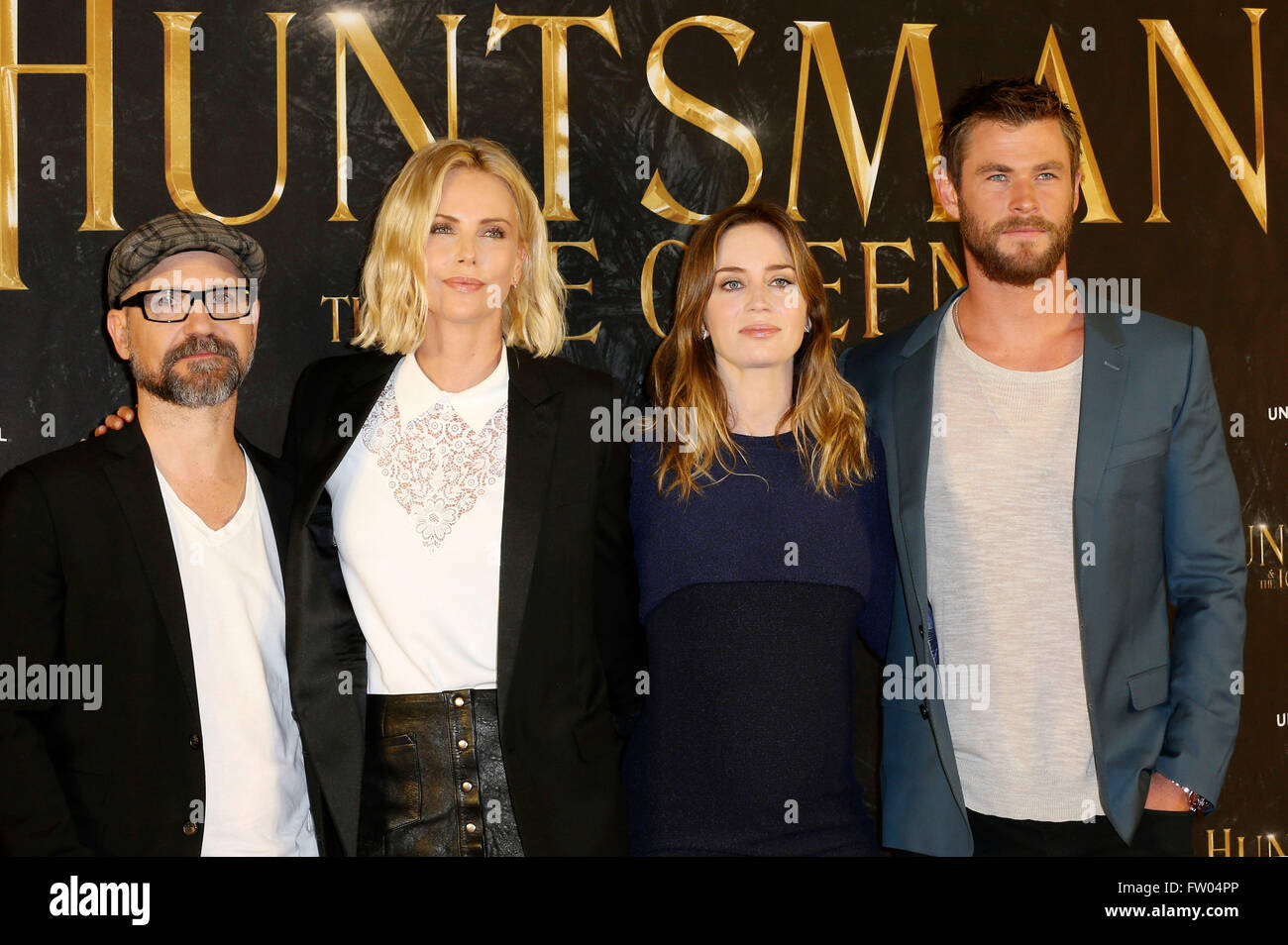 Cedric nicolas troyan charlize theron -Fotos und -Bildmaterial in hoher ...