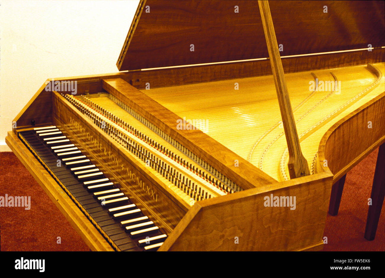 Harpsichord instrument -Fotos und -Bildmaterial in hoher Auflösung – Alamy