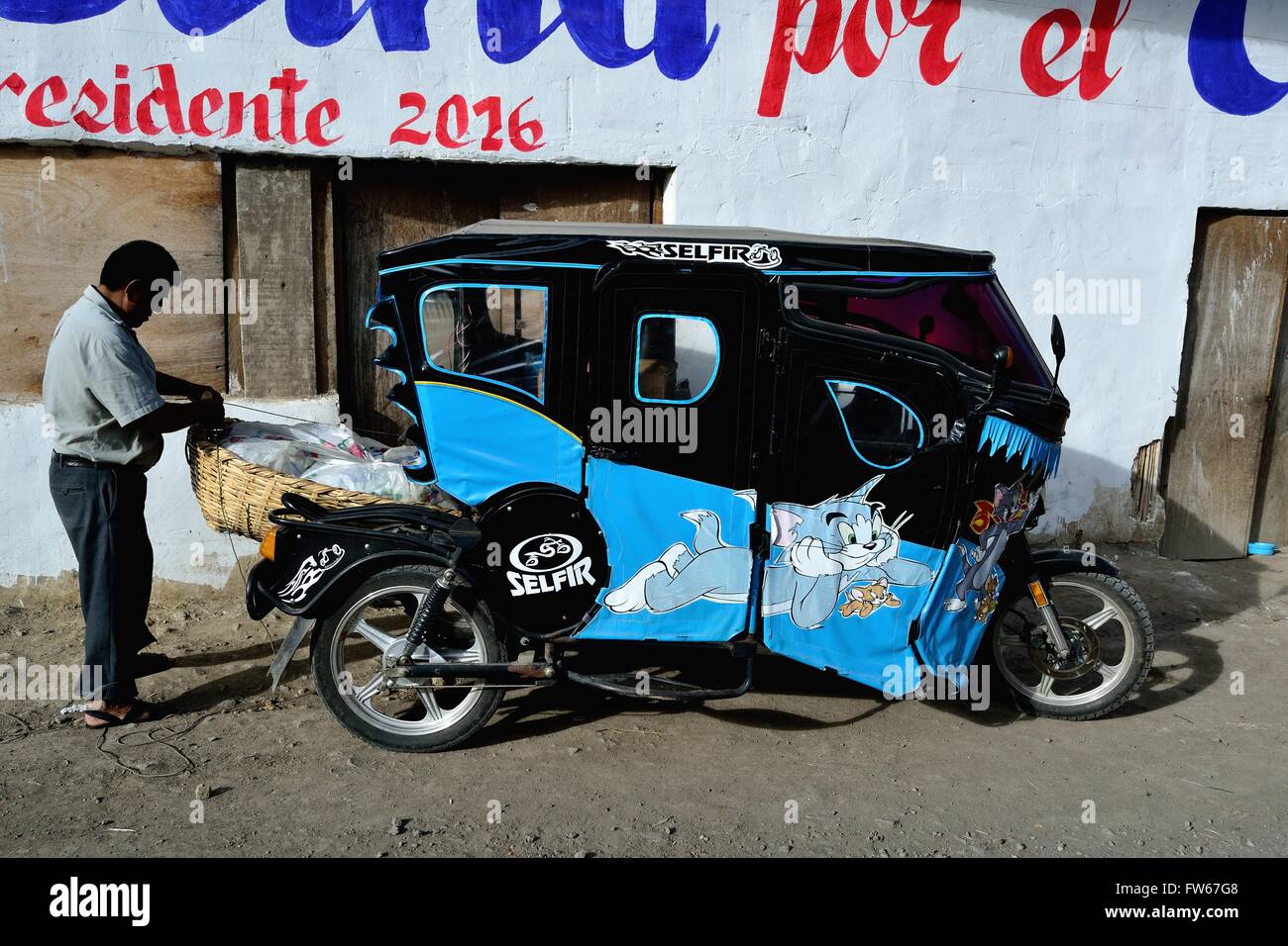 Motokar in HUANCABAMBA. Abteilung von Piura. Peru Stockfotografie - Alamy