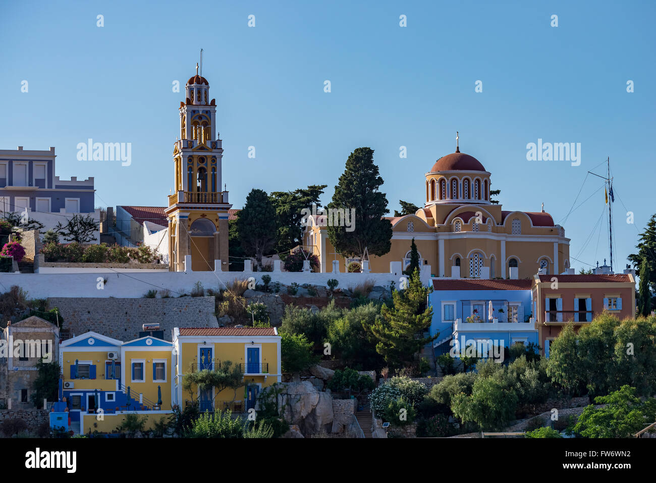 Symi kirche -Fotos und -Bildmaterial in hoher Auflösung – Alamy