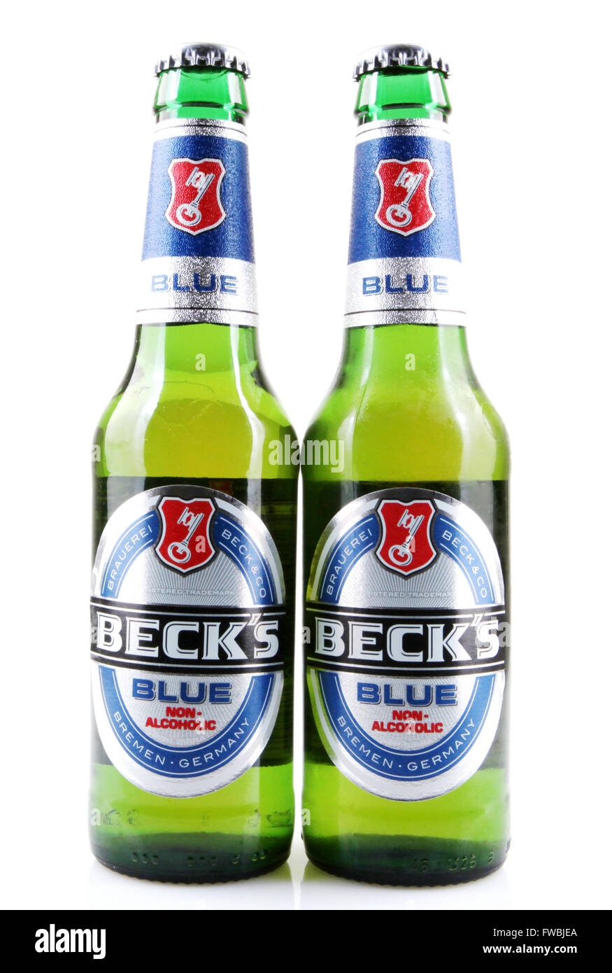 AYTOS, Bulgarien - 3. April 2016: Becks alkoholfreies Bier Isolated On White. Becks-Brauerei ist ...