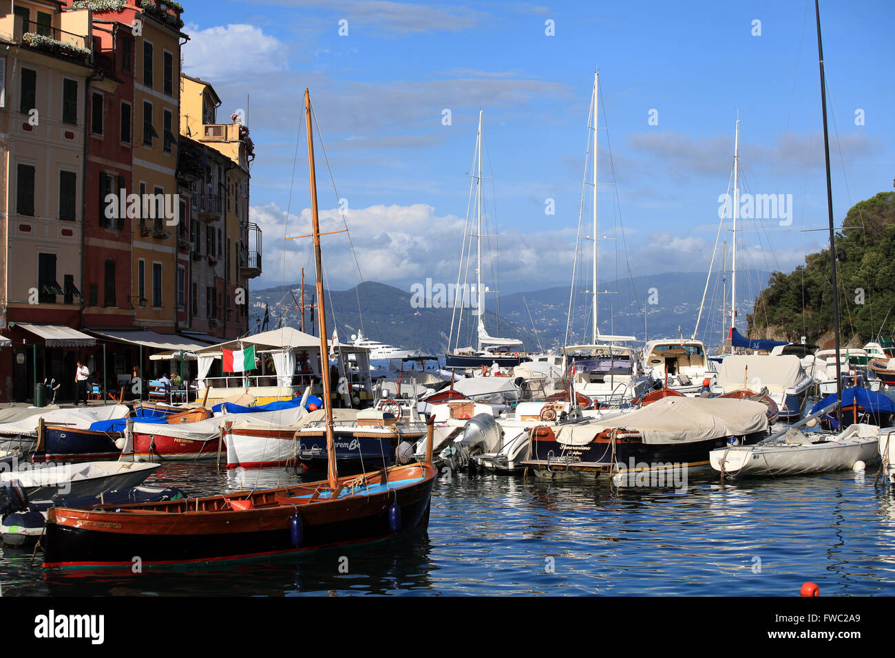 Toskanische boote -Fotos und -Bildmaterial in hoher Auflösung – Alamy