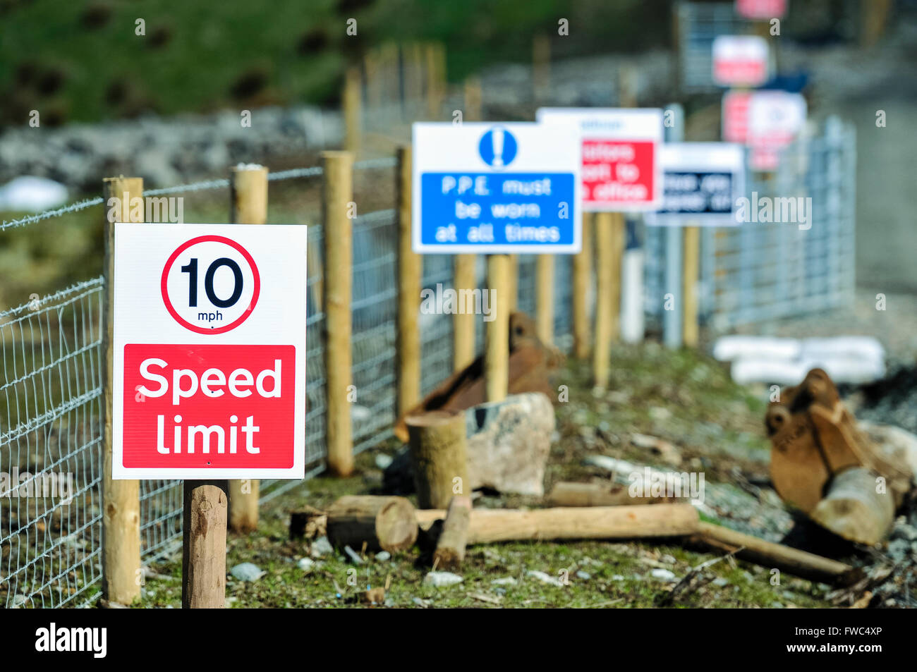 Health and safety construction signs -Fotos und -Bildmaterial in hoher ...