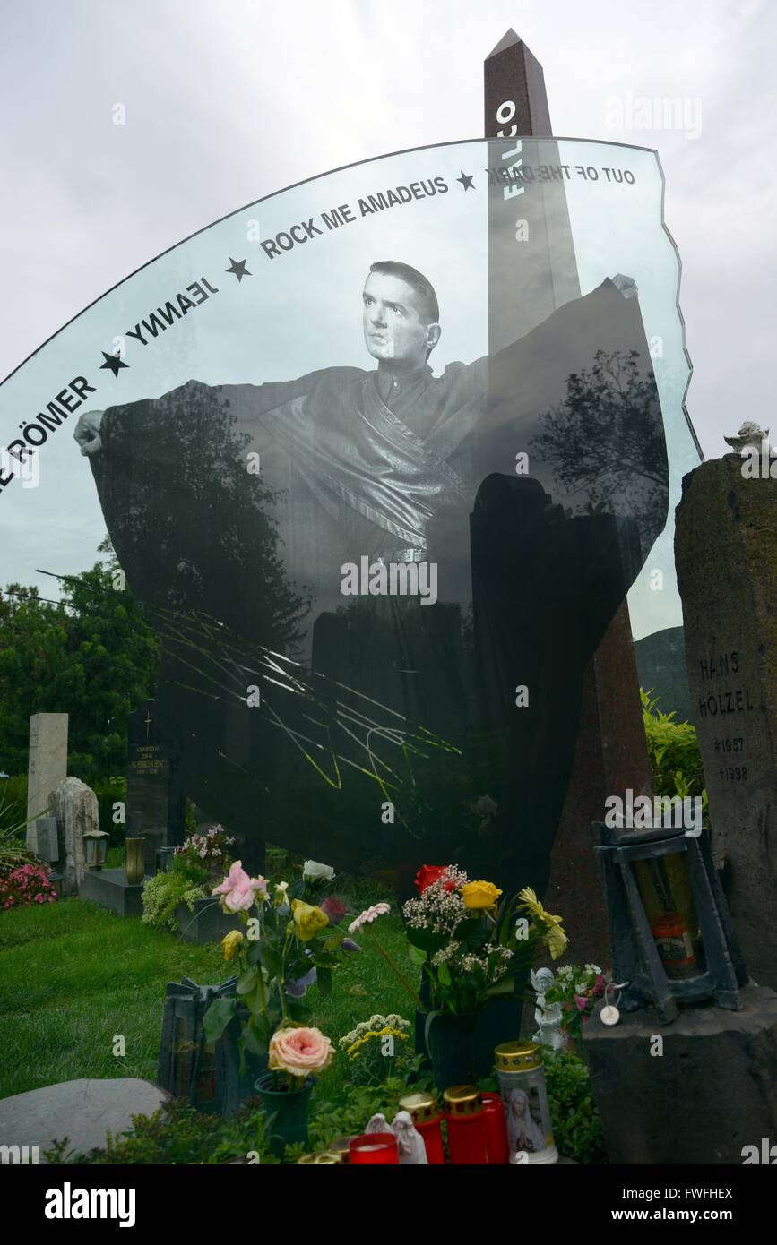 Zentralfriedhof falco -Fotos und -Bildmaterial in hoher Auflösung – Alamy