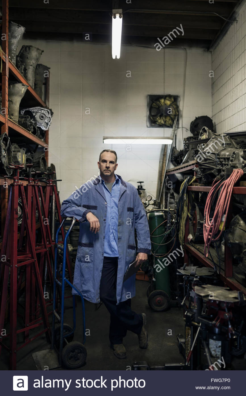 Mechaniker Autowerkstatt Stockfotos und -bilder Kaufen - Alamy