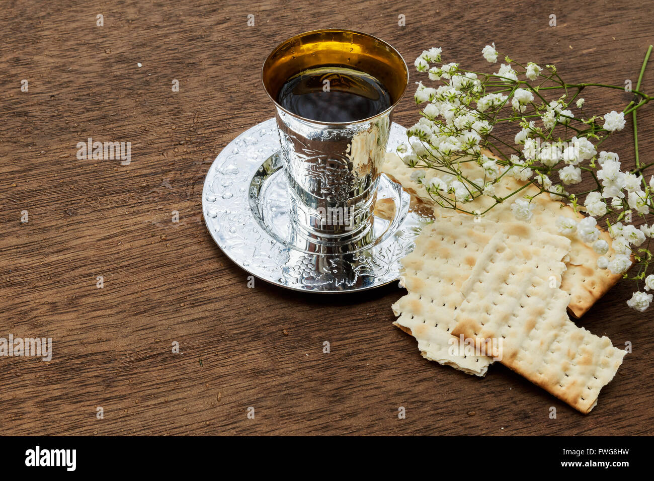 Pesach matze -Fotos und -Bildmaterial in hoher Auflösung – Alamy