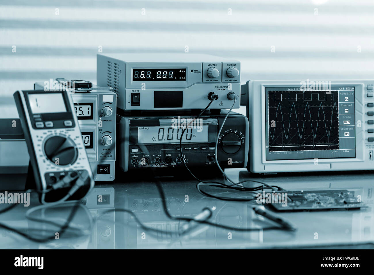 Electronic measuring -Fotos und -Bildmaterial in hoher Auflösung – Alamy