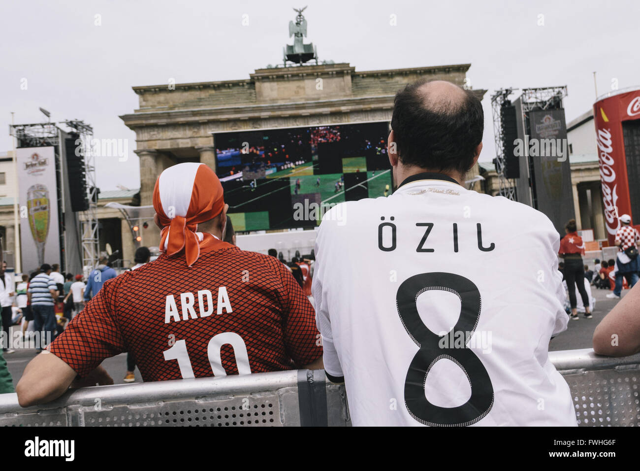 Turkish soccer fan german turkish -Fotos und -Bildmaterial in hoher ...