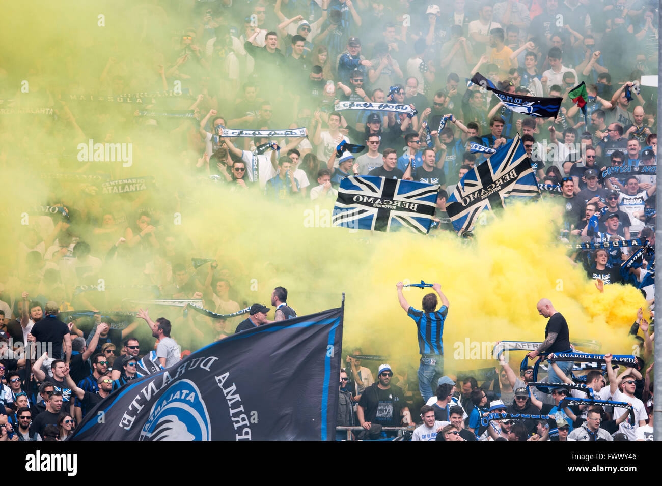Atalanta fans april 2016 football -Fotos und -Bildmaterial in hoher ...