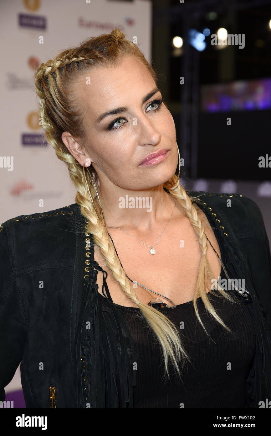 Sarah connor echo -Fotos und -Bildmaterial in hoher Auflösung – Alamy