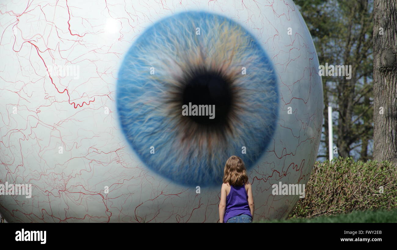 Skulptur augapfel -Fotos und -Bildmaterial in hoher Auflösung – Alamy
