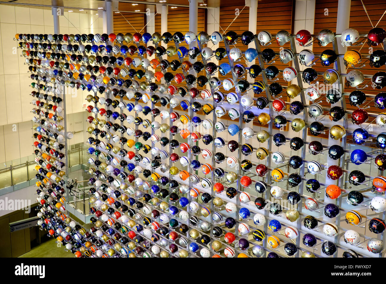 Football helme -Fotos und -Bildmaterial in hoher Auflösung – Alamy