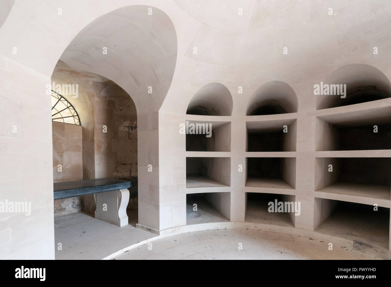 Gruft mausoleum -Fotos und -Bildmaterial in hoher Auflösung – Alamy