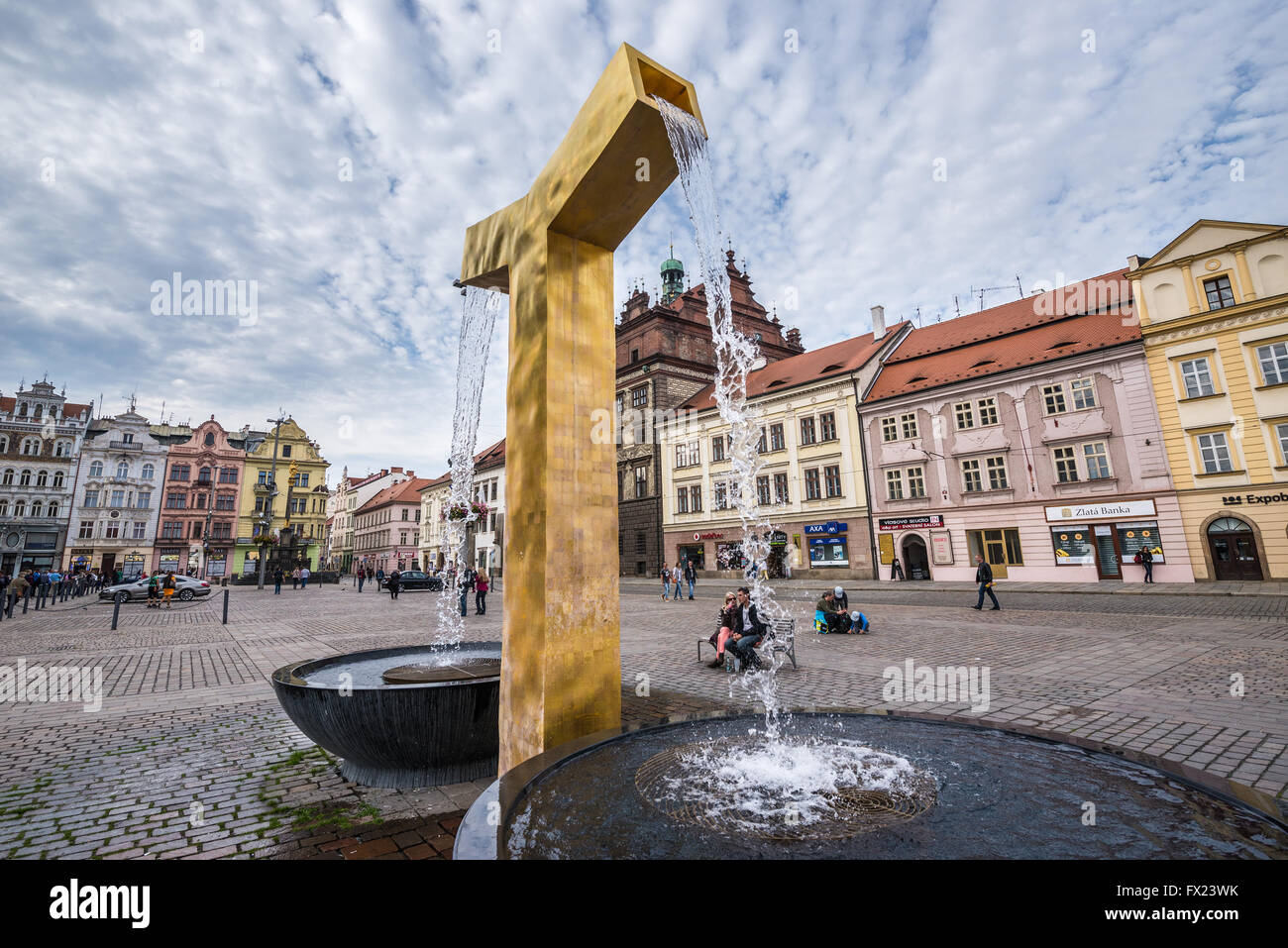 Pilsener stadtplatz -Fotos und -Bildmaterial in hoher Auflösung – Alamy