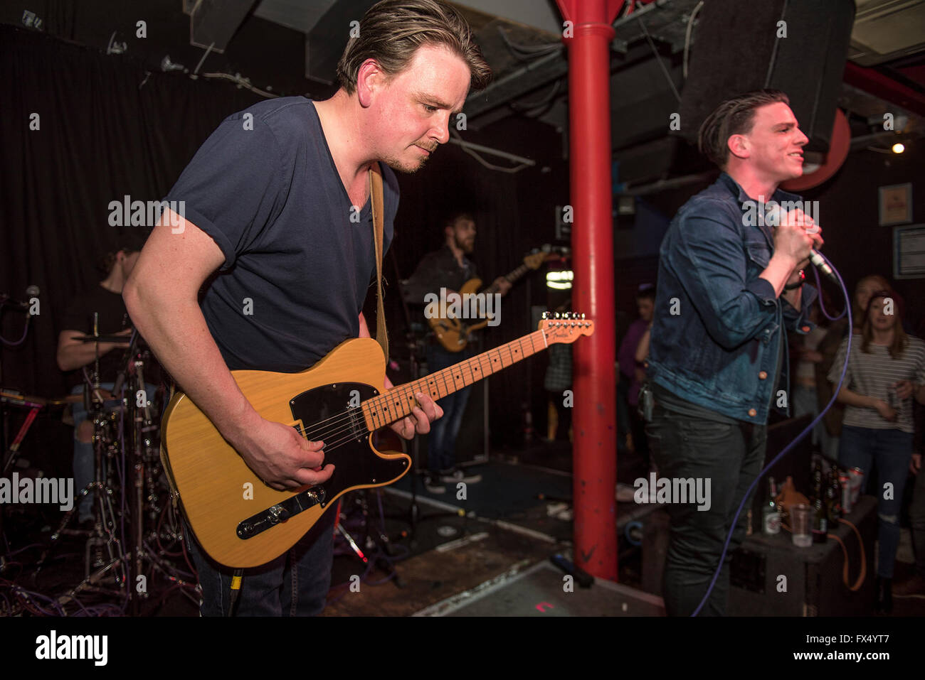 Sound control manchester -Fotos und -Bildmaterial in hoher Auflösung ...