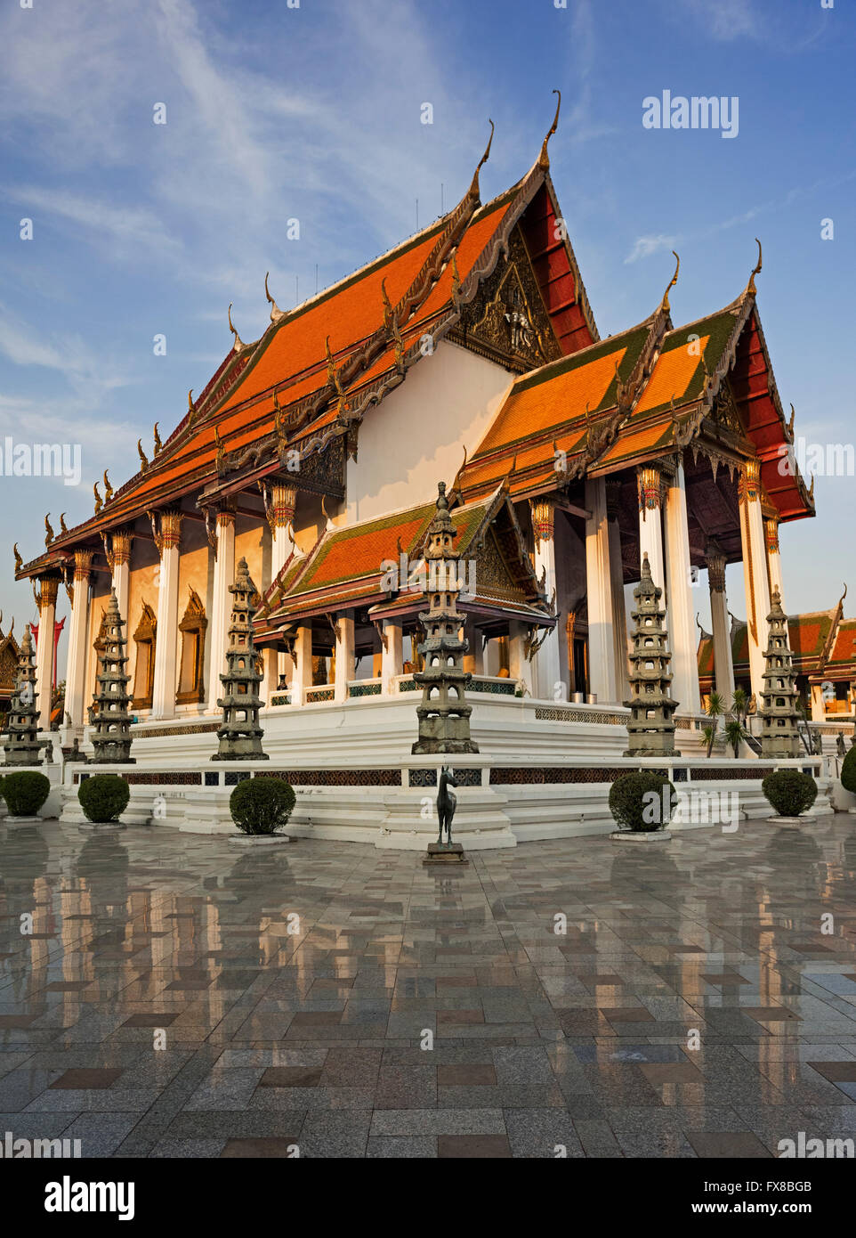 Bangkok Wahrzeichen Schrein Stockfotos und -bilder Kaufen - Alamy