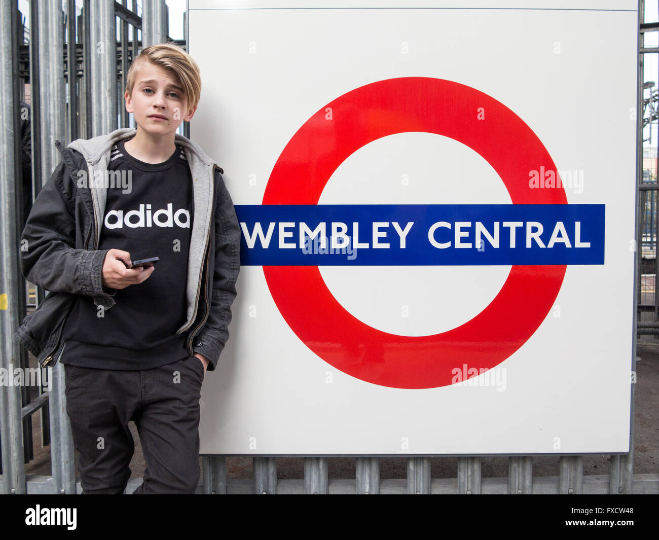 Bahnhof wembley central -Fotos und -Bildmaterial in hoher Auflösung – Alamy