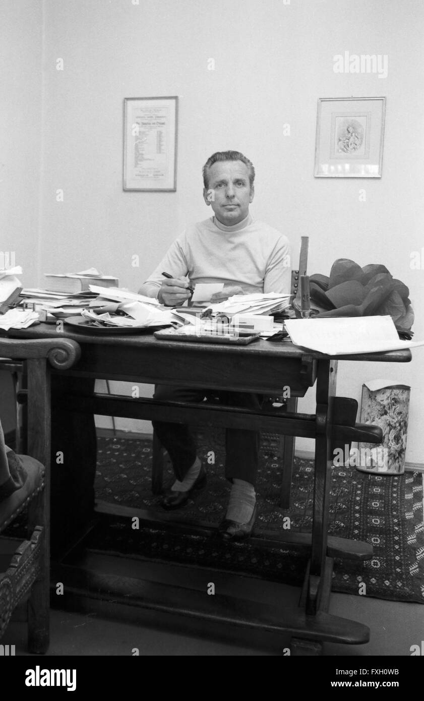 Der Deutsche Schauspieler Georg Thomalla Deutschland 1970er Jahre ...