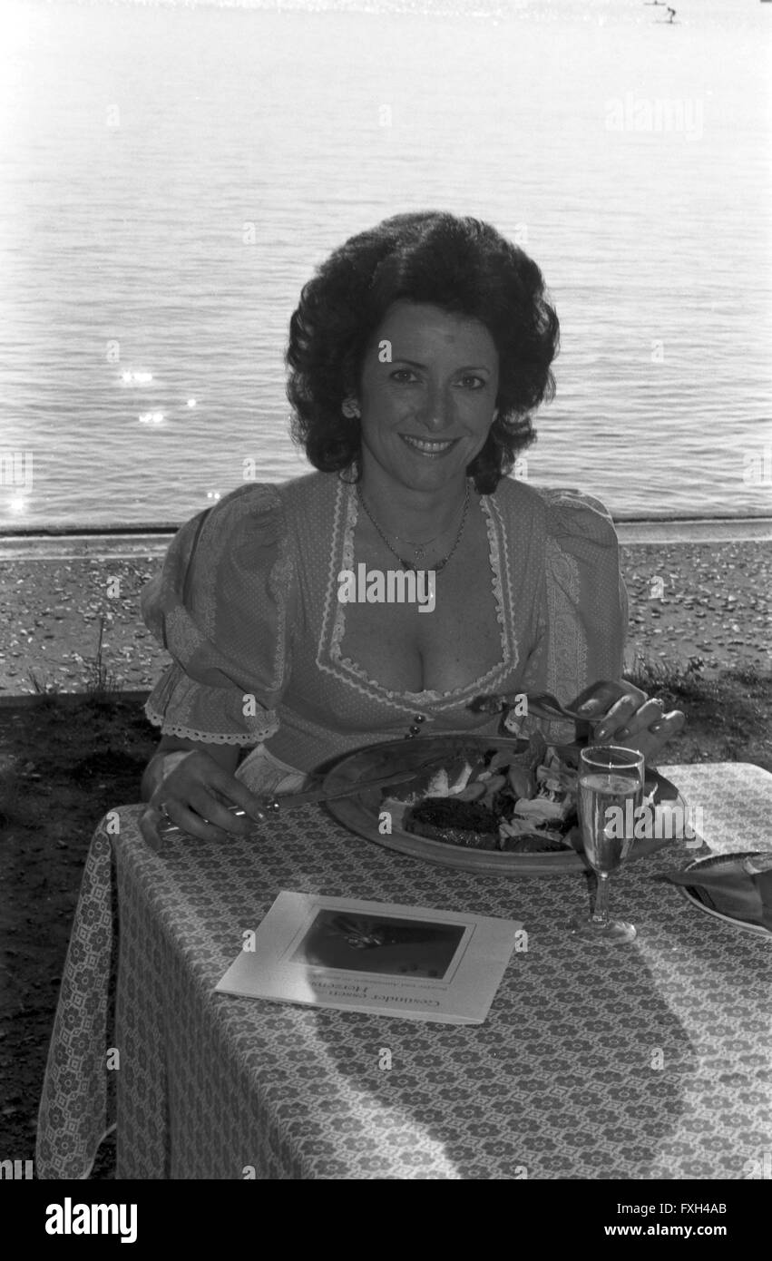 Deutsche volkstümliche Sängerin Lydia Huber, Deutschland 1980er Jahre ...