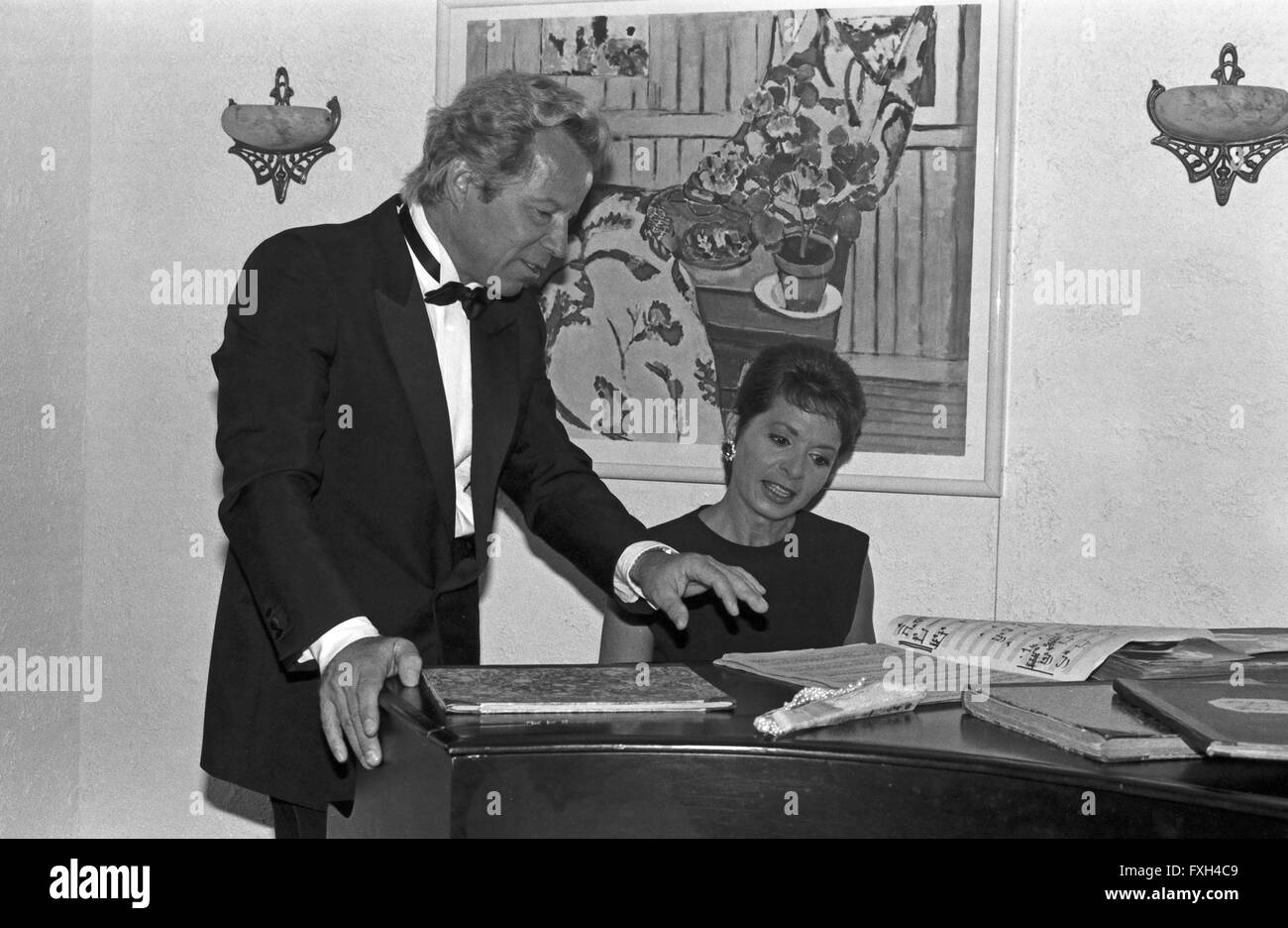 Die deutsche schauspielerin karin eickelbaum Schwarzweiß-Stockfotos und ...