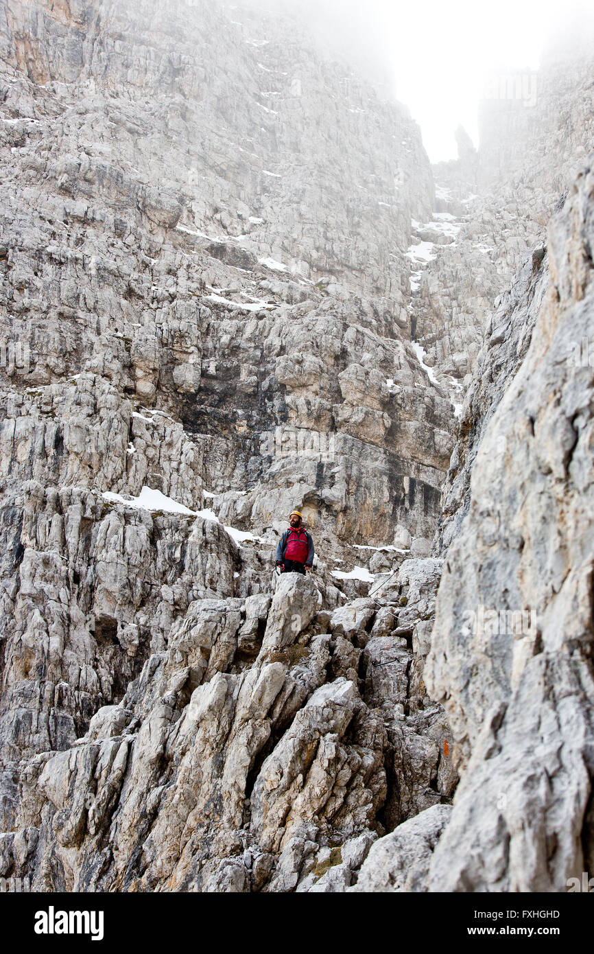 Via ferrata dans les dolomites de brenta -Fotos und -Bildmaterial in ...