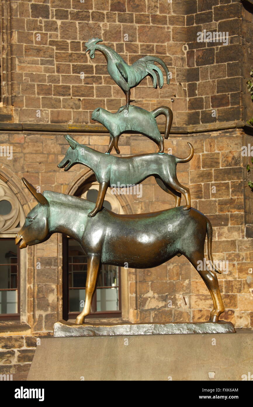 Bremer Stadtmusikanten, Bronze-Skulptur von Gerhard Marcks, Bremen ...