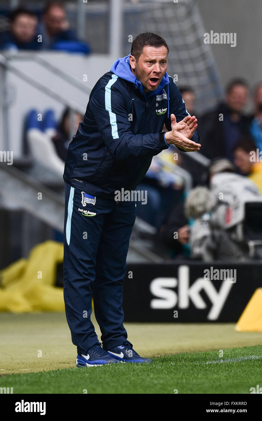 Sinsheim, Deutschland. 16. April 2016. Berlins Trainer Pal Dardai ...