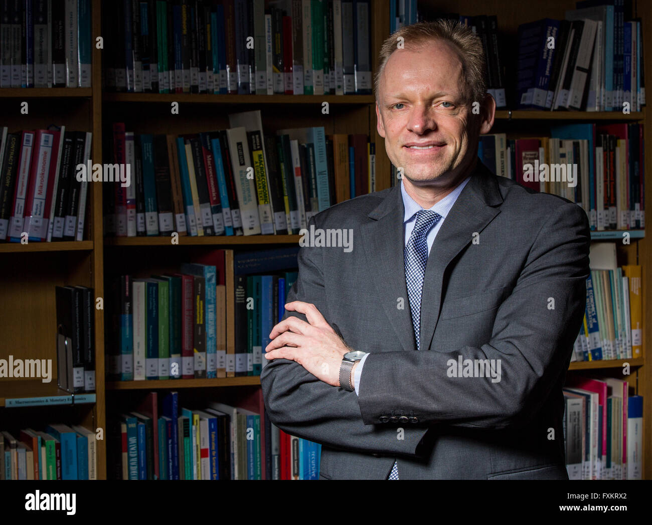Clemens fuest -Fotos und -Bildmaterial in hoher Auflösung – Alamy