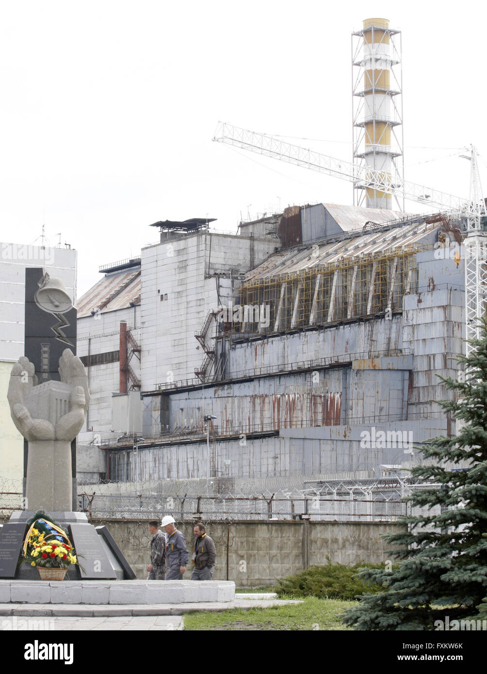 Chernobyl exploded reactor -Fotos und -Bildmaterial in hoher Auflösung ...