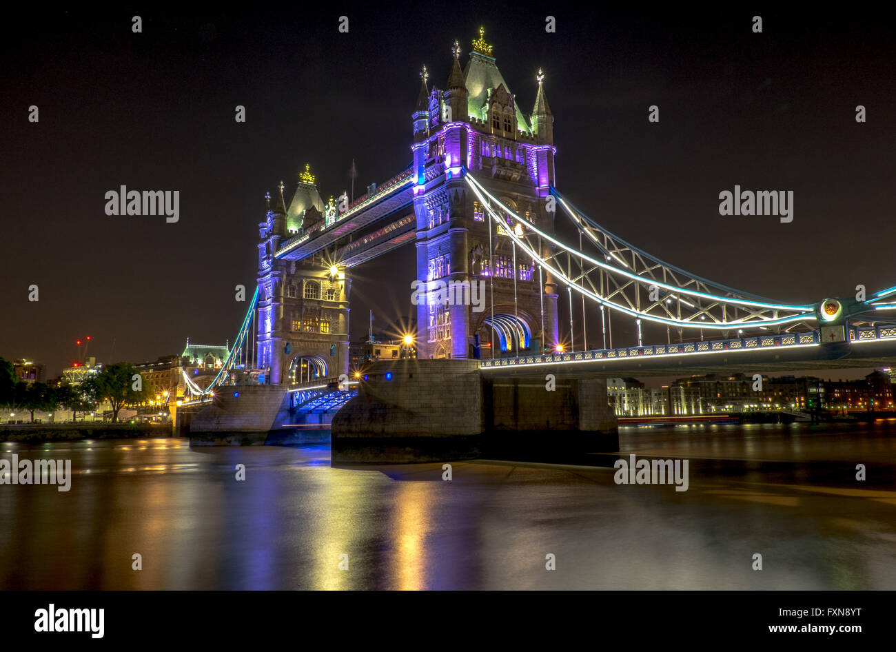Tower bridge london tower bridge -Fotos und -Bildmaterial in hoher ...