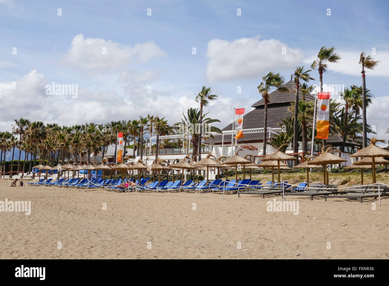Nikki strand marbella -Fotos und -Bildmaterial in hoher Auflösung – Alamy