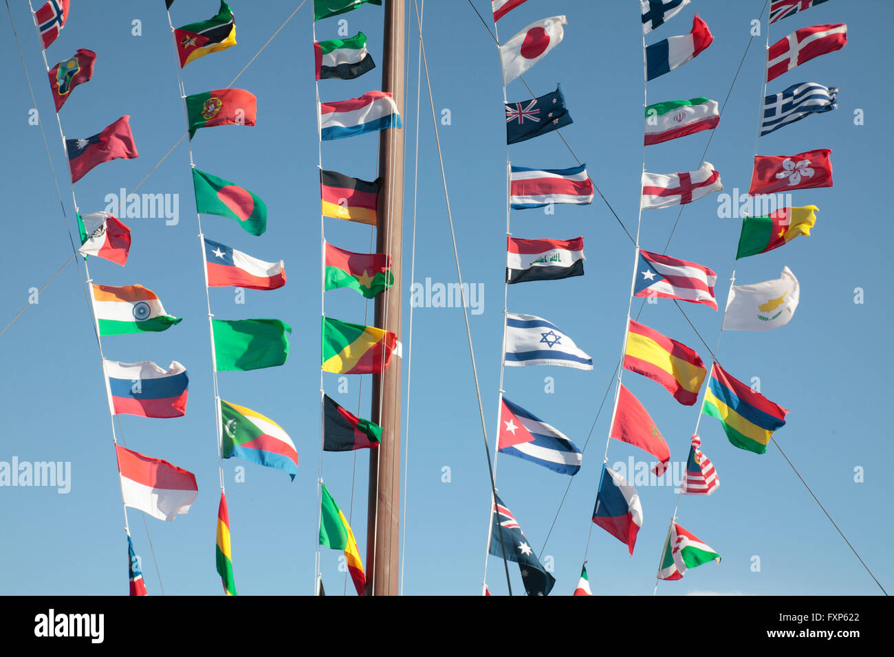 Afrikanische flaggen -Fotos und -Bildmaterial in hoher Auflösung – Alamy