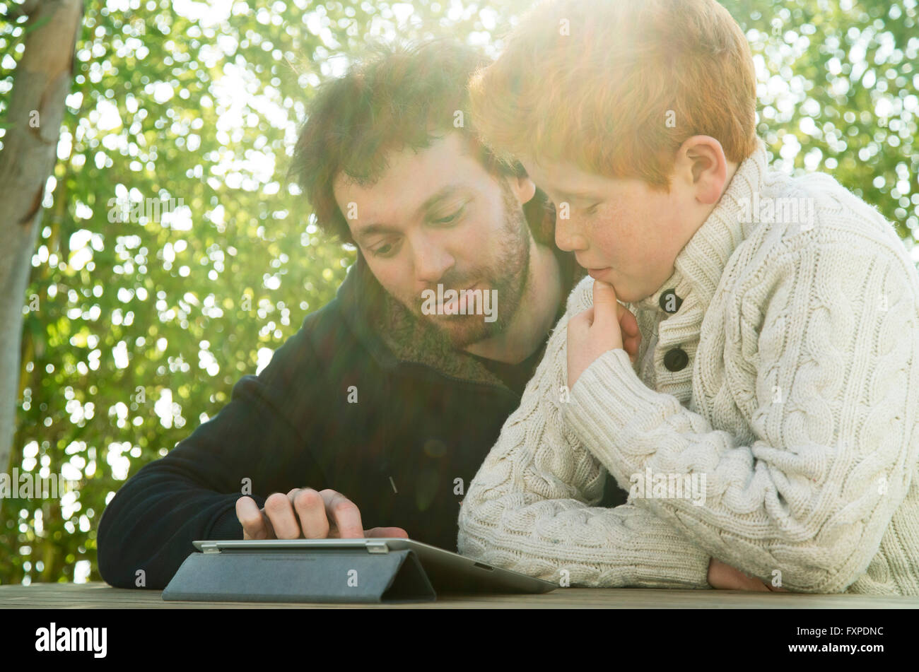 Digitale konnektivität -Fotos und -Bildmaterial in hoher Auflösung – Alamy