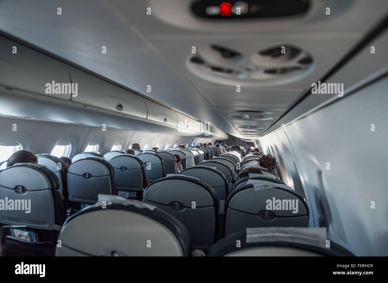 Innenraum passagierflugzeug -Fotos und -Bildmaterial in hoher Auflösung ...