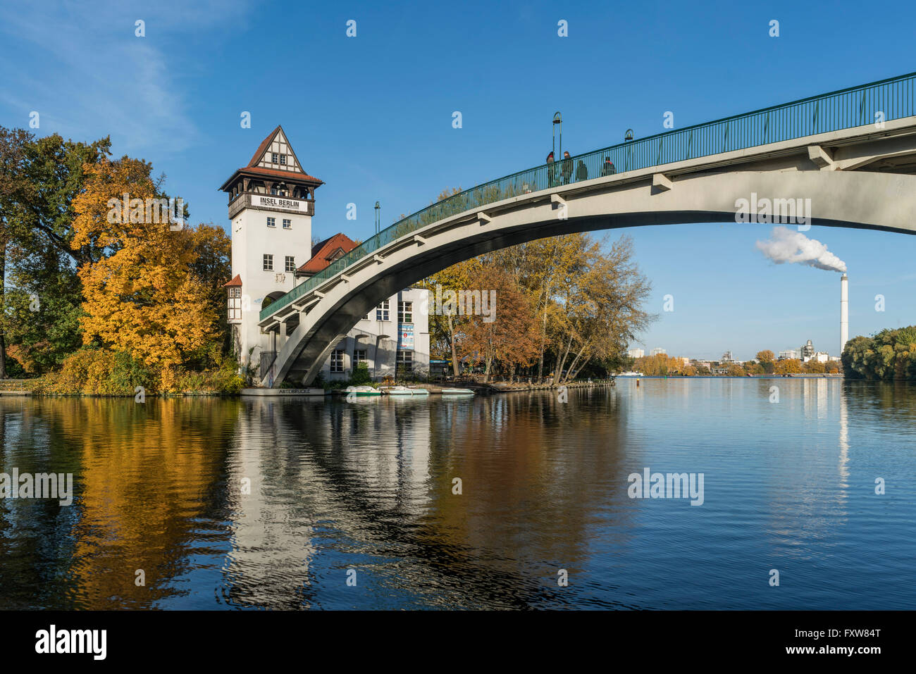 Insel der Jugend, Herbst, Insel der Jugend, Treptow, Spree, Berlin ...